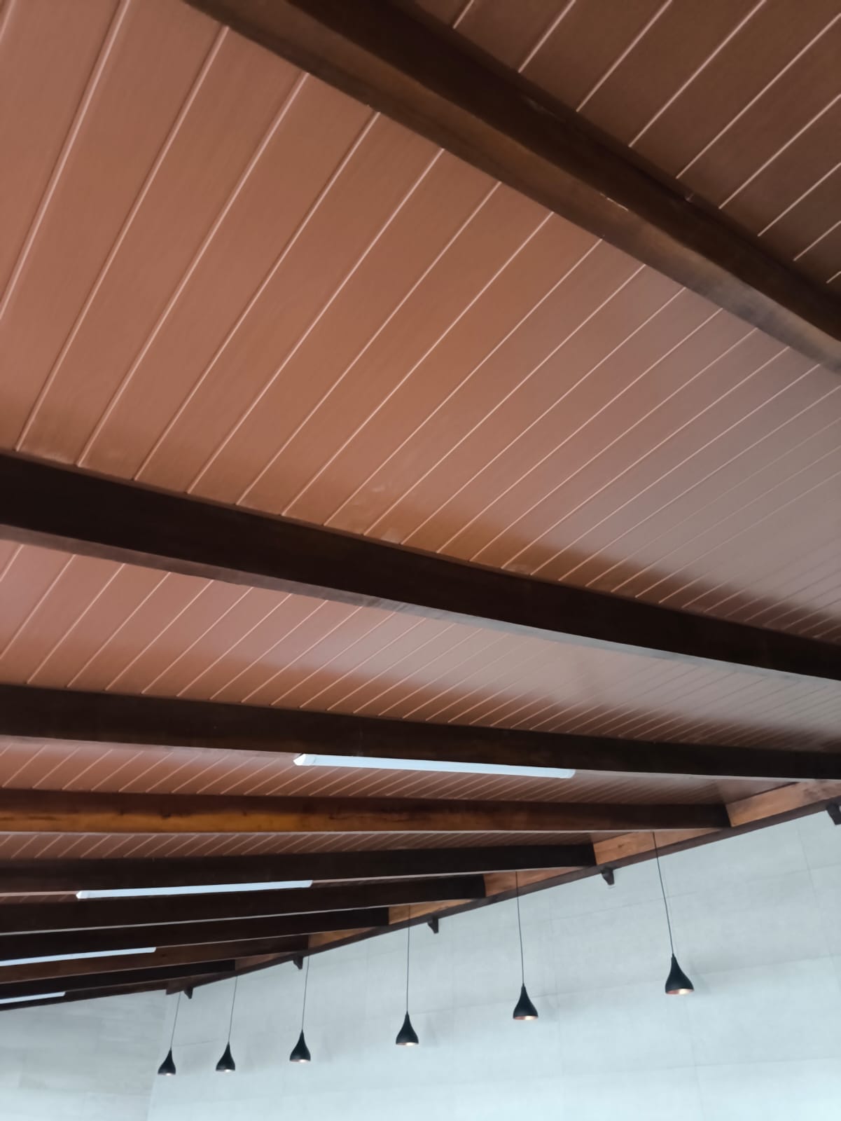 Genial Forros - Forro PVC, Divisórias e Pisos | BH e Região Metropolitana